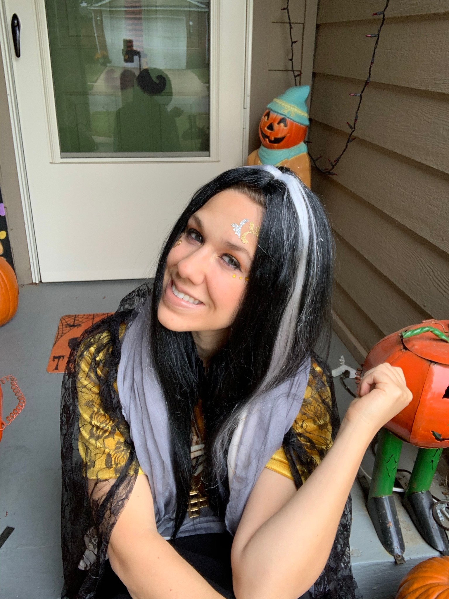 DIY Goodwill Halloween Costumes – Halloween Head